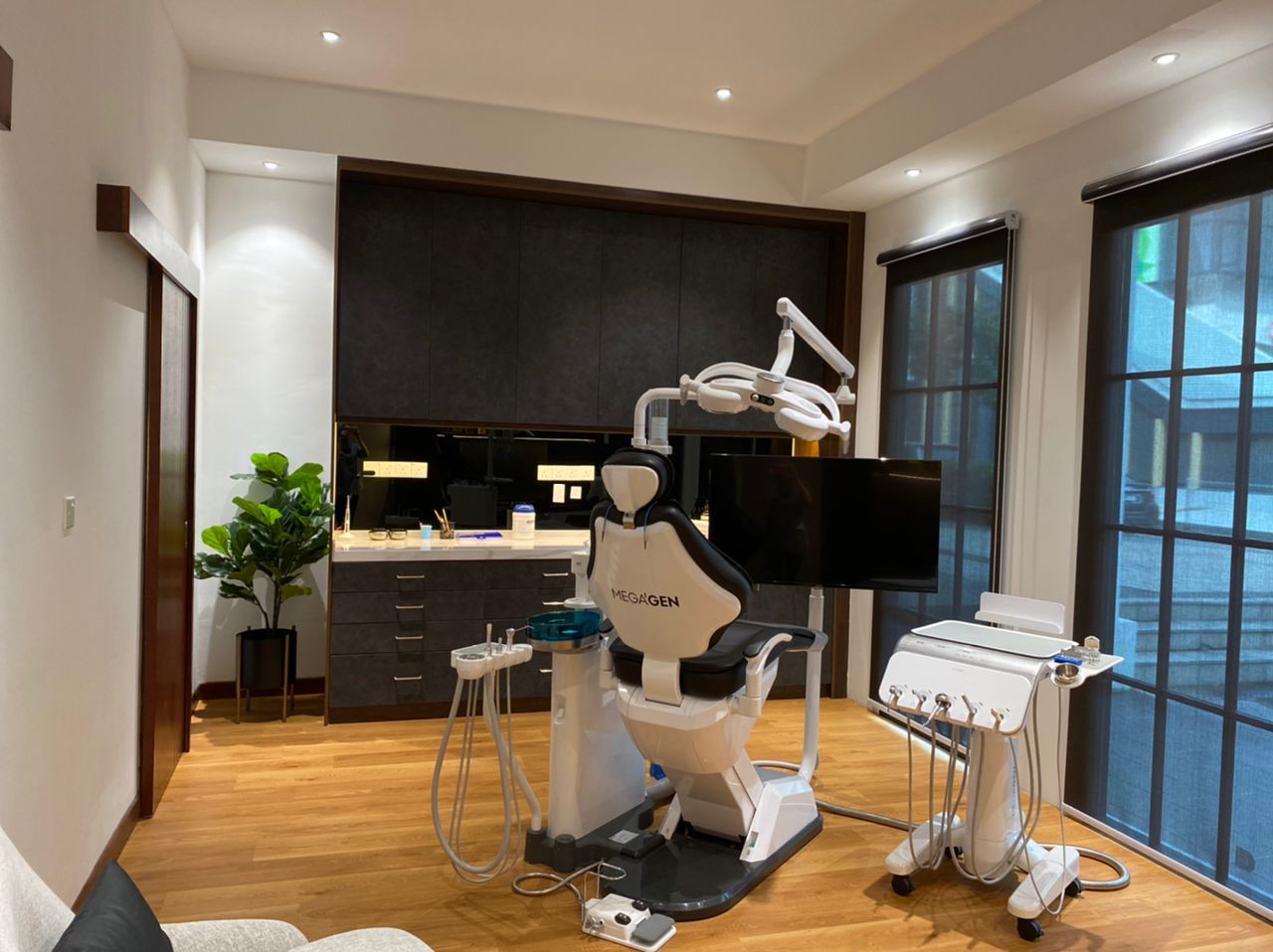 Klinik Pergigian Esteem - The Atmosphere Seri Kembangan